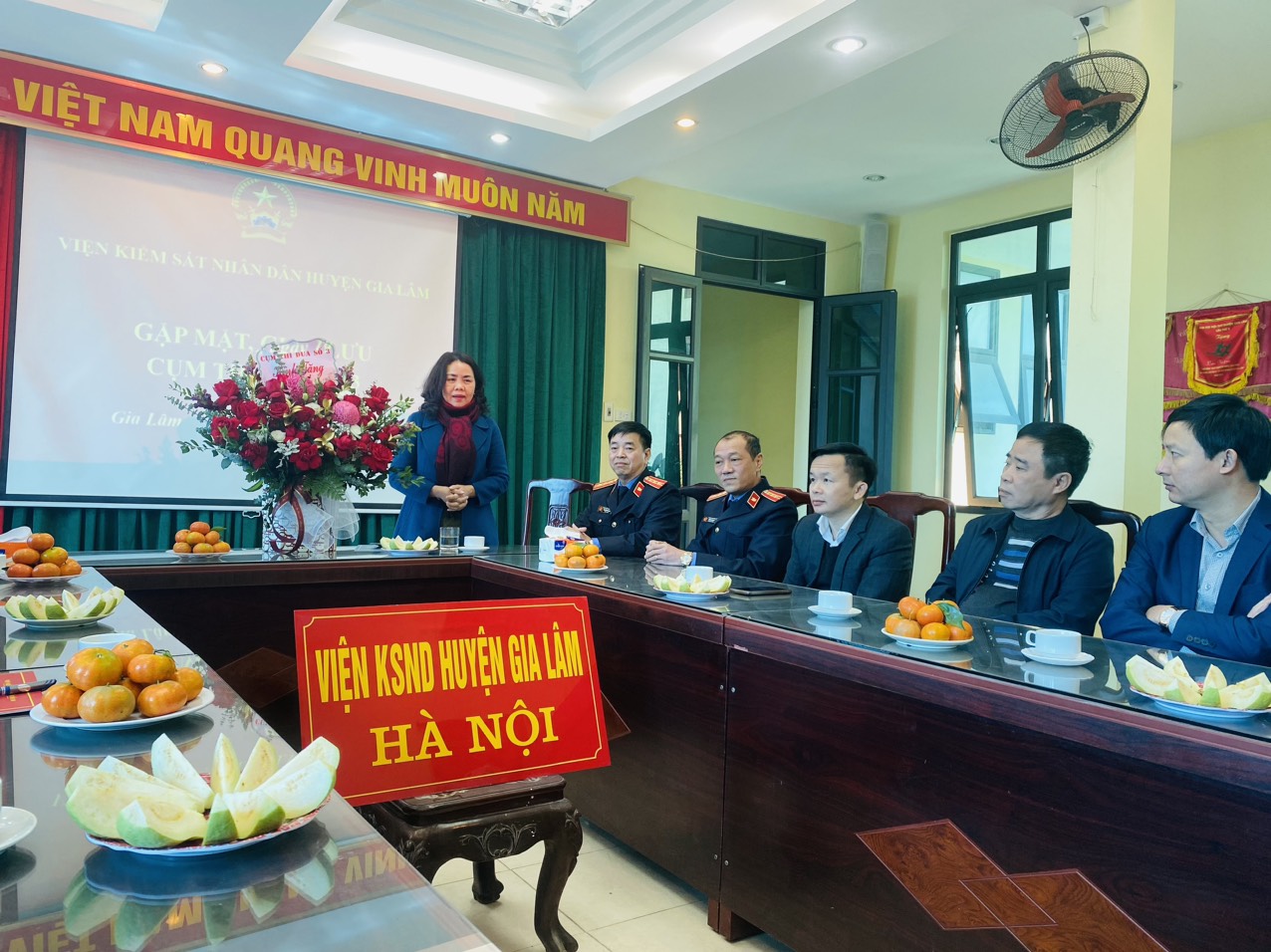 Cụm thi đua số 3 tổ chức giao lưu và chia tay đồng chí Bùi Thị Hải Lý - Nguyên Viện trưởng Viện ...